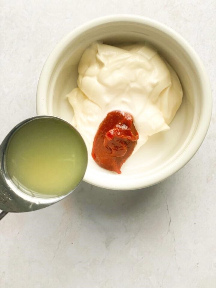Easy Gochujang Mayo Recipe – Spicy Korean-Style Sauce - The Family Food ...