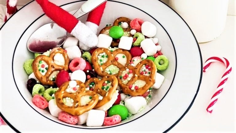 Homemade Christmas Cereal (Elf on the Shelf Breakfast) - The Family ...