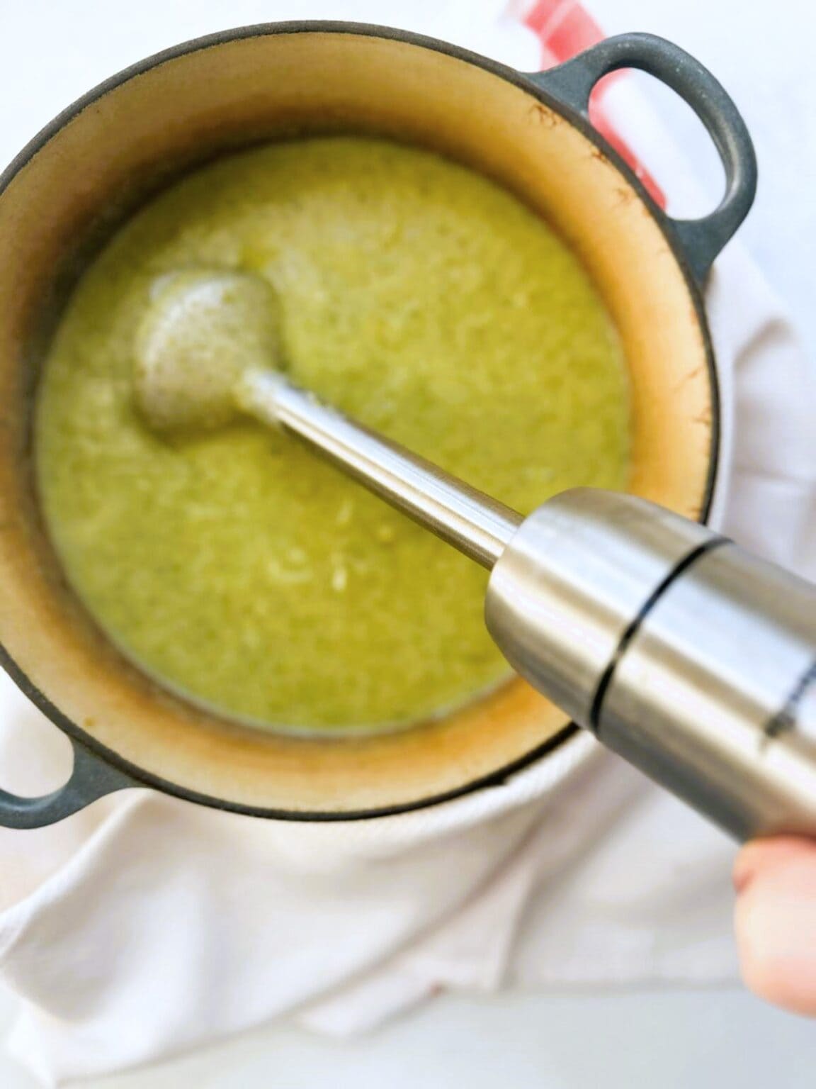 Easy Broccoli and Stilton Cheese Soup