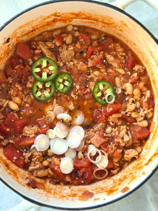 Easy Ground Pork Chili Recipe with White Beans - The Family Food Kitchen